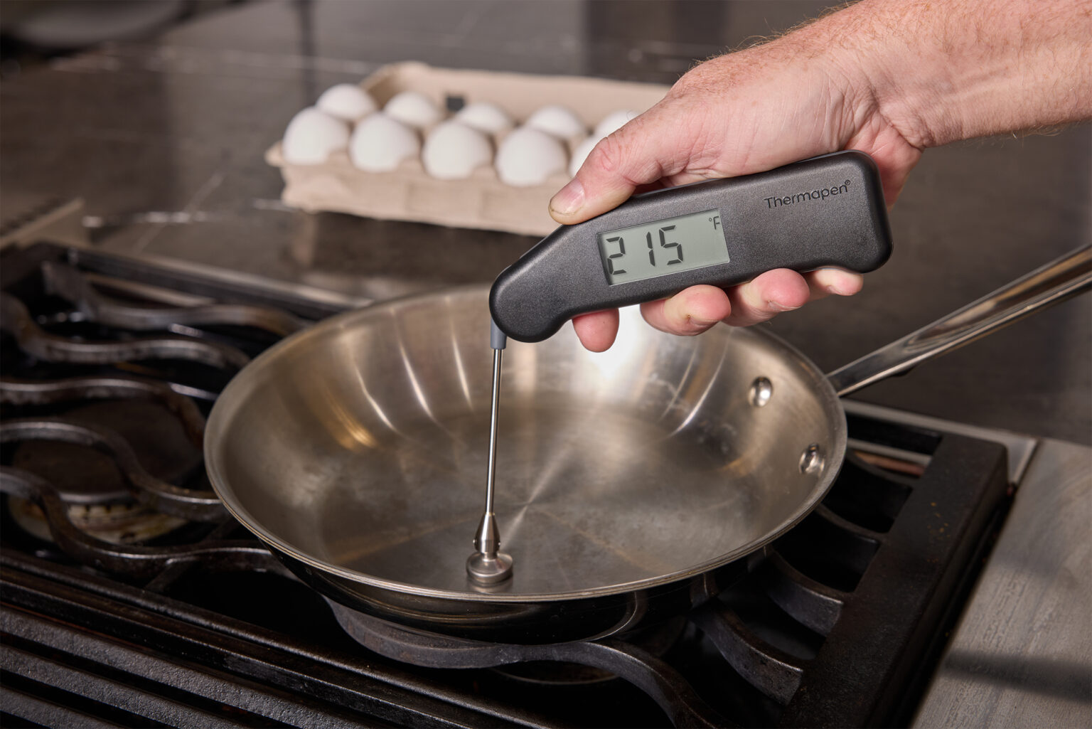 Tips for Finding Pan Surface Temperatures with the Right Tool | ThermoWorks